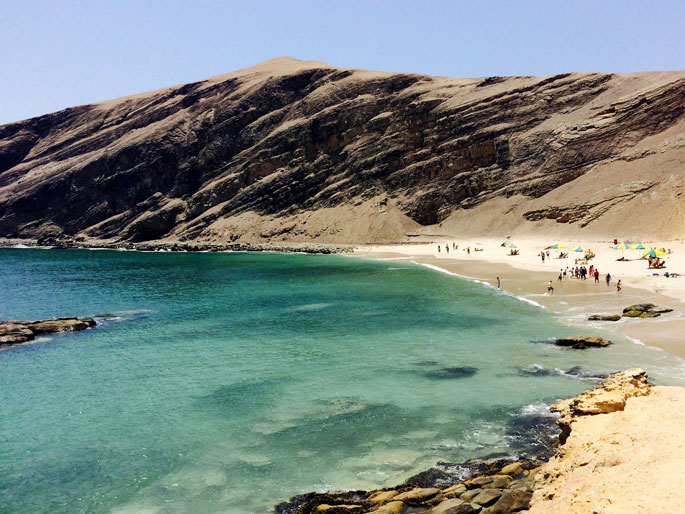 Découvrez les merveilleuses plages du Pérou avec l'UFE Pérou
